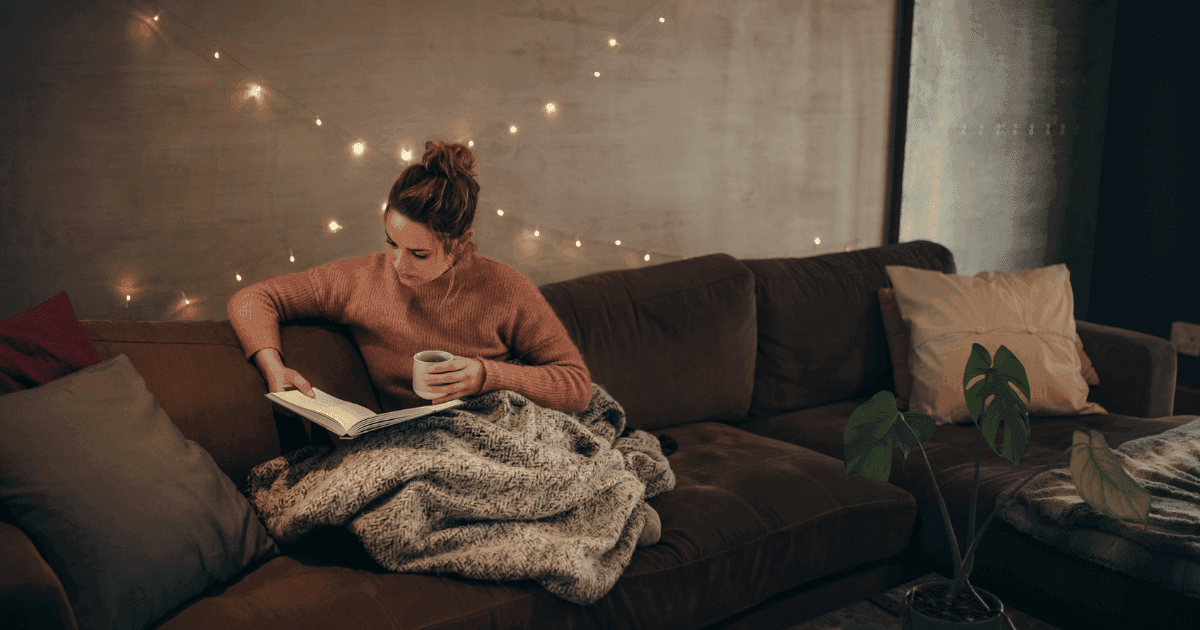 Delve into the Enchanting World of Fantasy Romance Novels | Better Reading